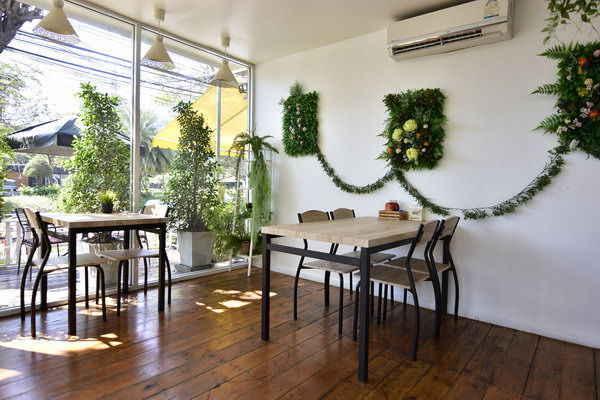 Walk in Café Ayutthaya - Go Ayutthaya