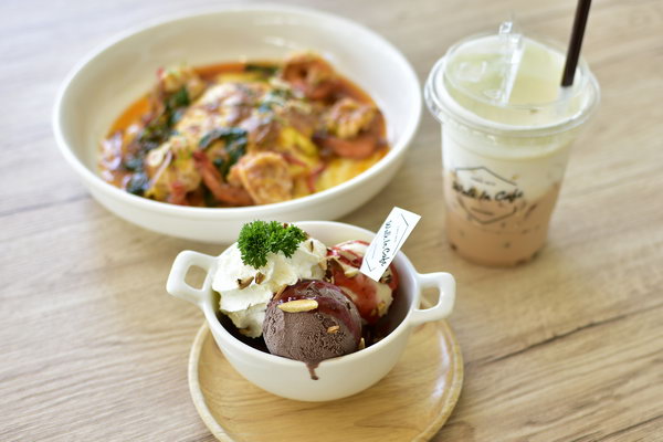 Walk in Café Ayutthaya - Go Ayutthaya